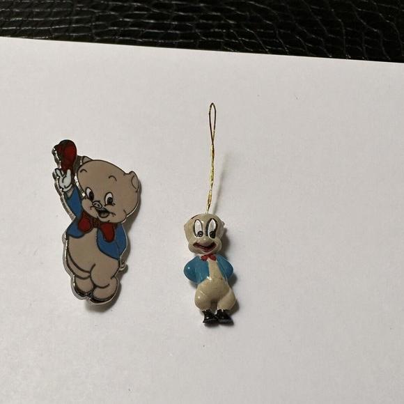 Accessories | Porky Wb 1993 Tm Enamel Lapel Tack Pin Warner Brothers ...